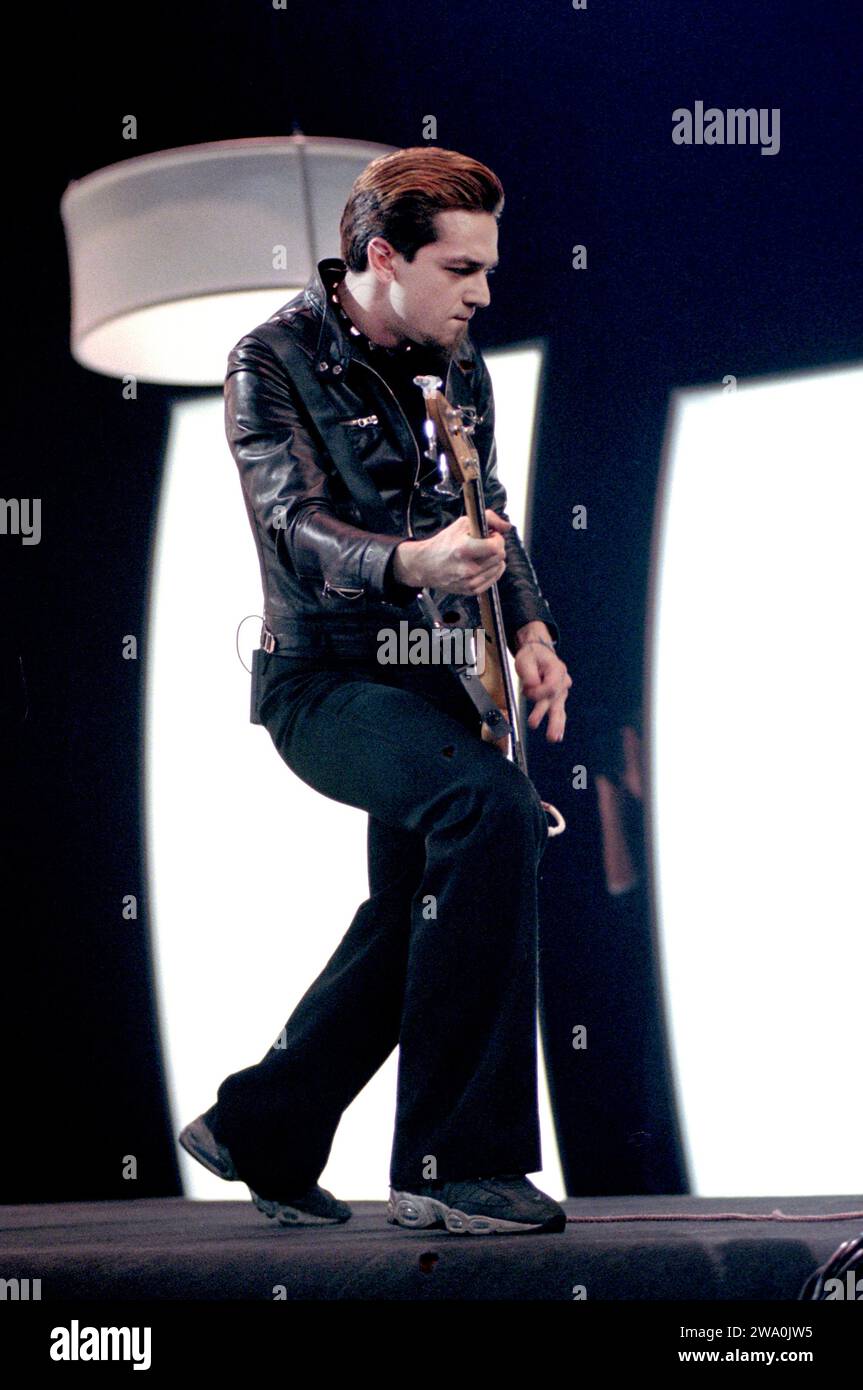 Mtv 2000 hi-res stock photography and images - Alamy