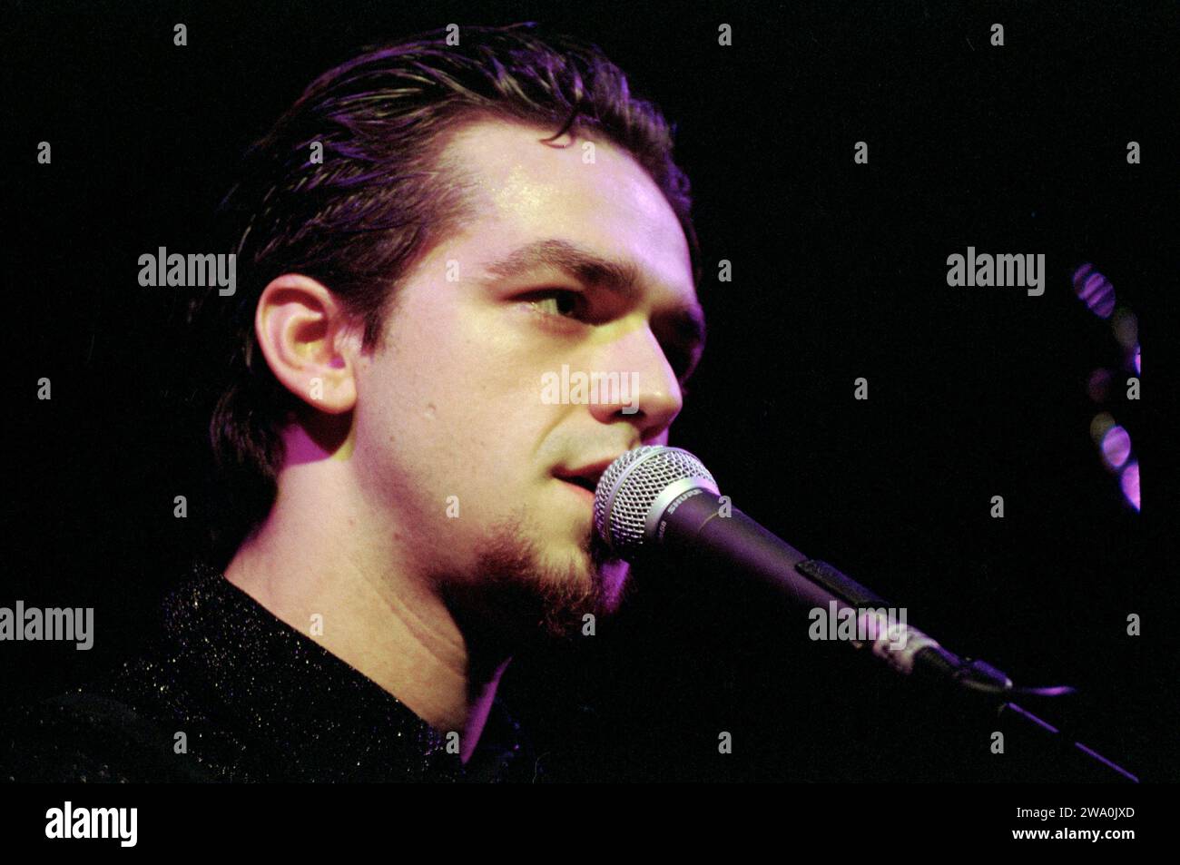 Bluvertigo 1997 hi-res stock photography and images - Alamy