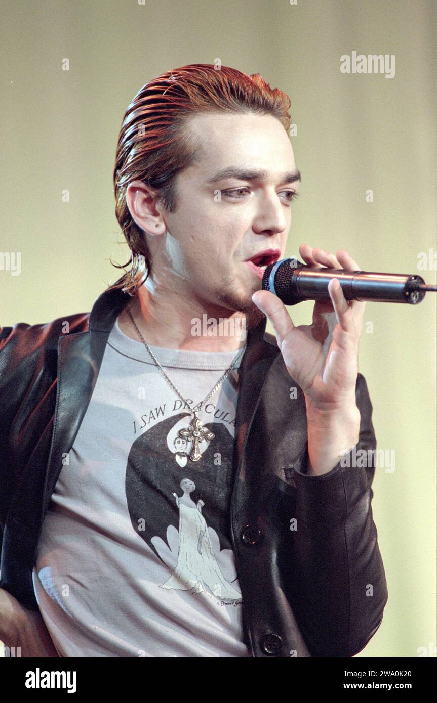 Bluvertigo 1999 hi-res stock photography and images - Alamy