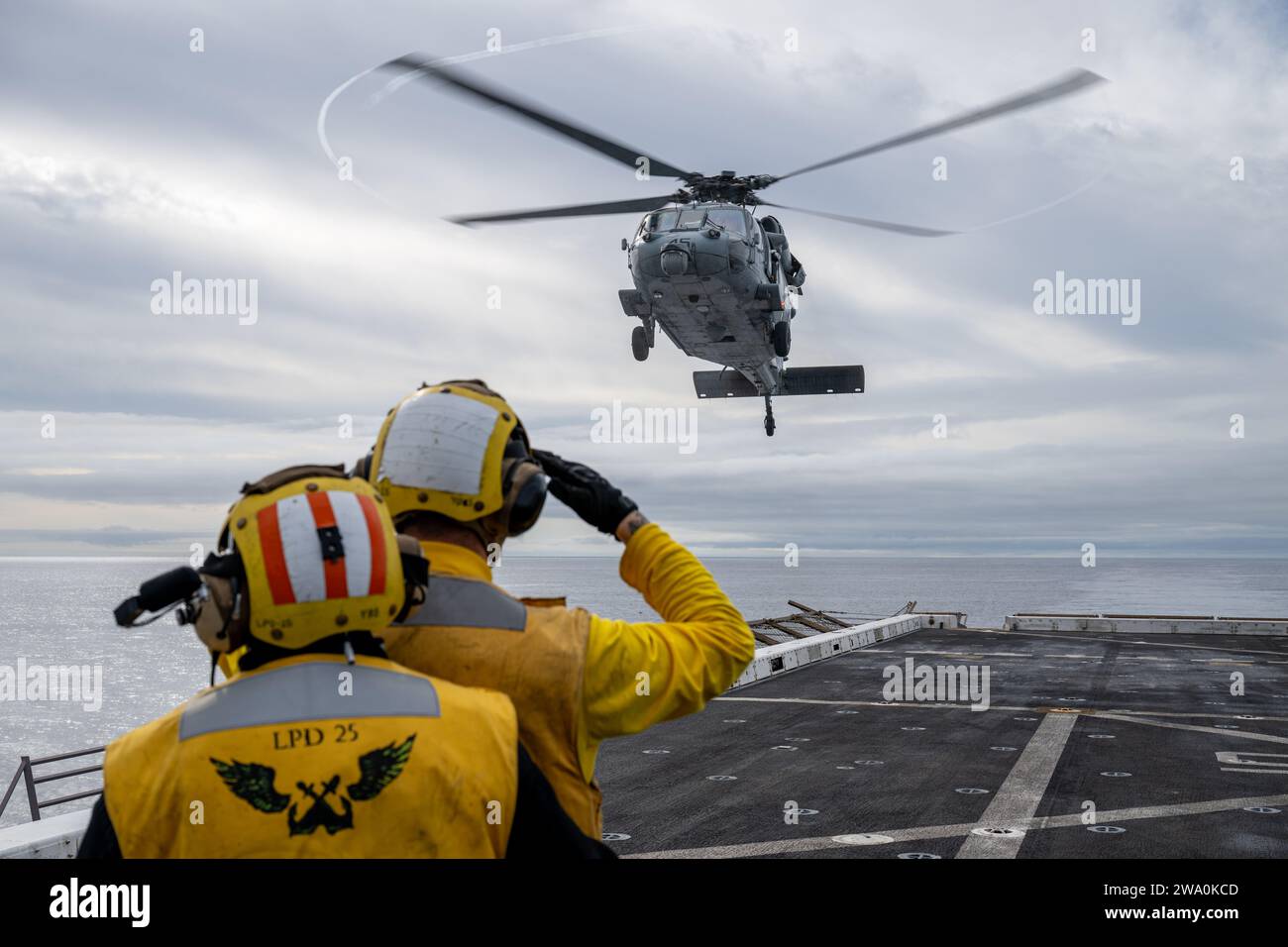 Uss mercurio hi-res stock photography and images - Alamy