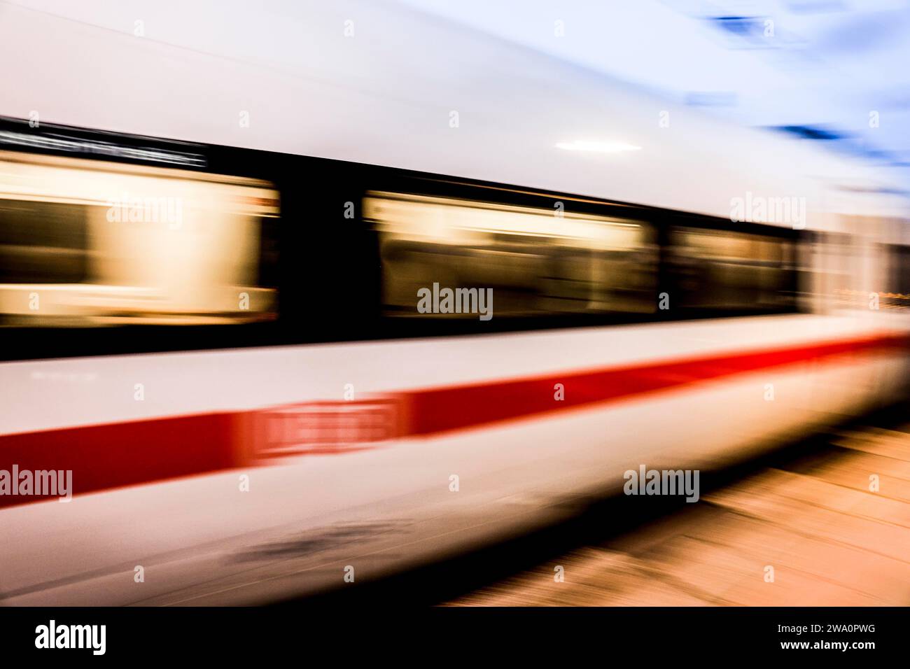 Ice deutsche bahn berlin hi-res stock photography and images - Alamy