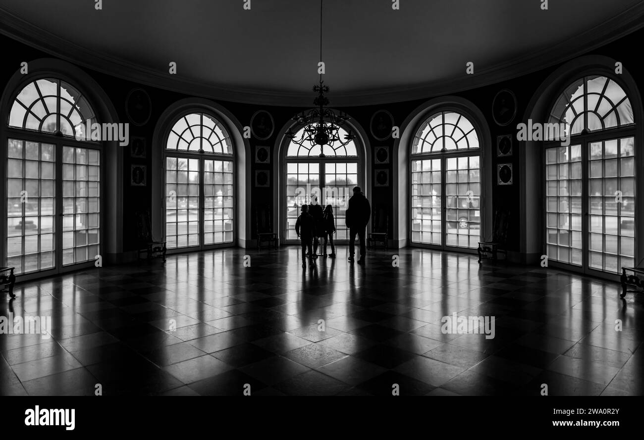 Black and white photograph, window front in the lower oval hall ...