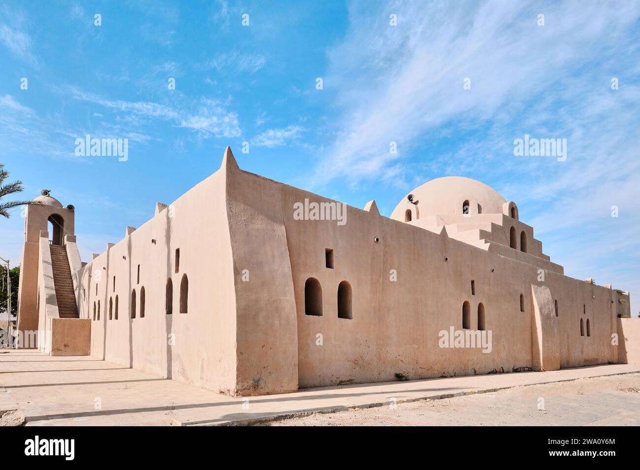 Luxor, Egypt - December 26 2023: New Gourna Village Mosque designed by ...