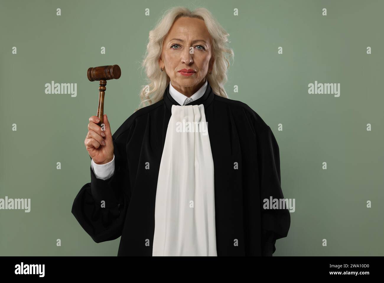 Senior judge gavel on hi-res stock photography and images - Alamy