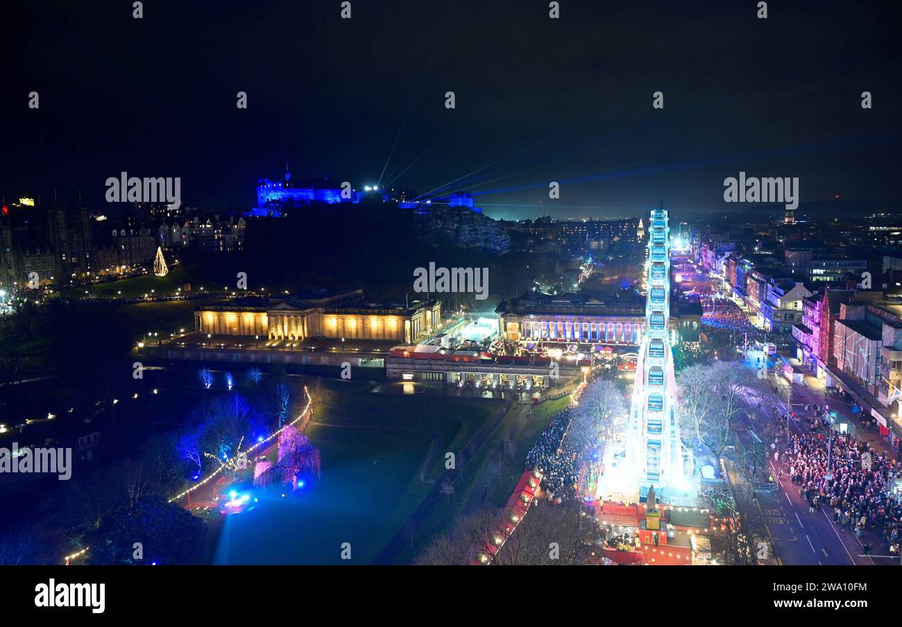 Edinburgh, Scotland, UK. 1st Jan 2024. Fireworks erupt over Edinburgh ...