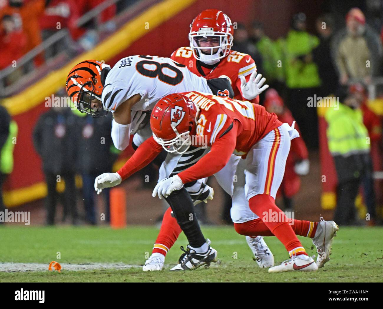 Kansas City Chiefs safety Chamarri Conner (27) hits Cincinnati Bengals ...