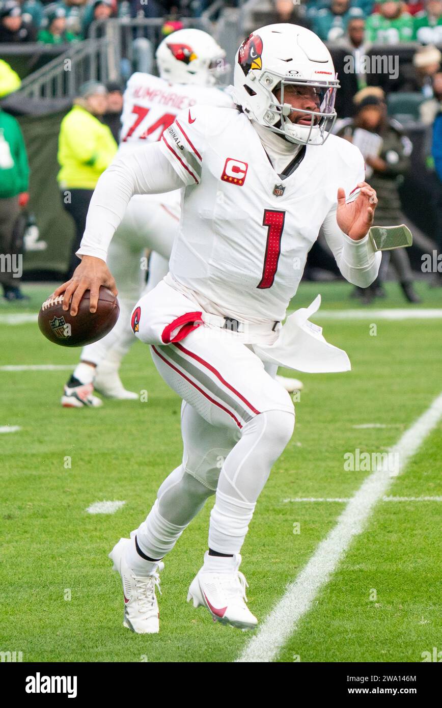 Arizona Cardinals quarterback Kyler Murray (1) in action during the NFL ...