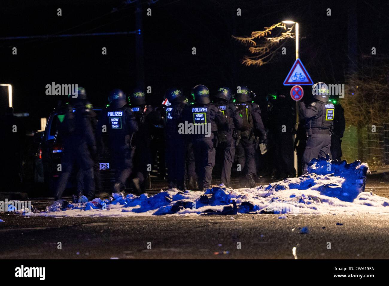 Solingen, Germany. 01st Jan, 2024. Police officers are deployed on ...