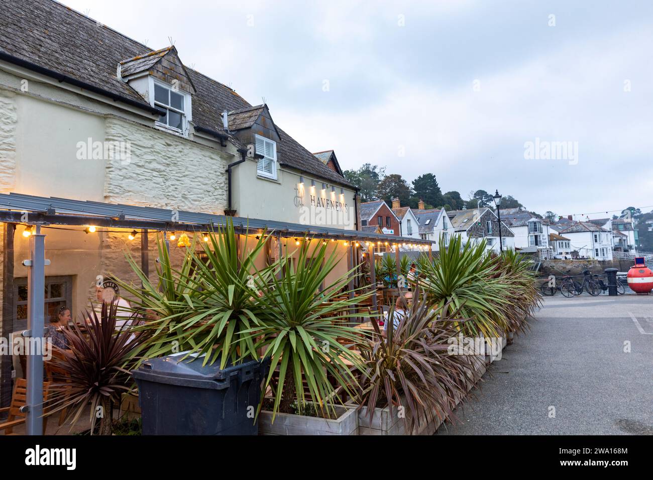Autumn 2023, Fowey in Cornwall England, Haveners restaurant, pub and ...