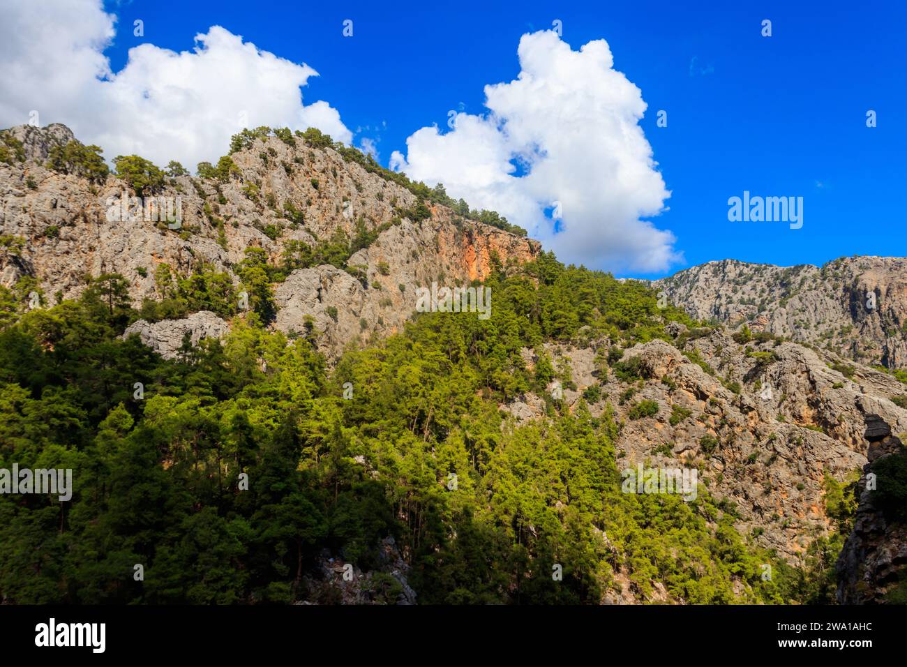 Taurus high mountains hi-res stock photography and images - Alamy