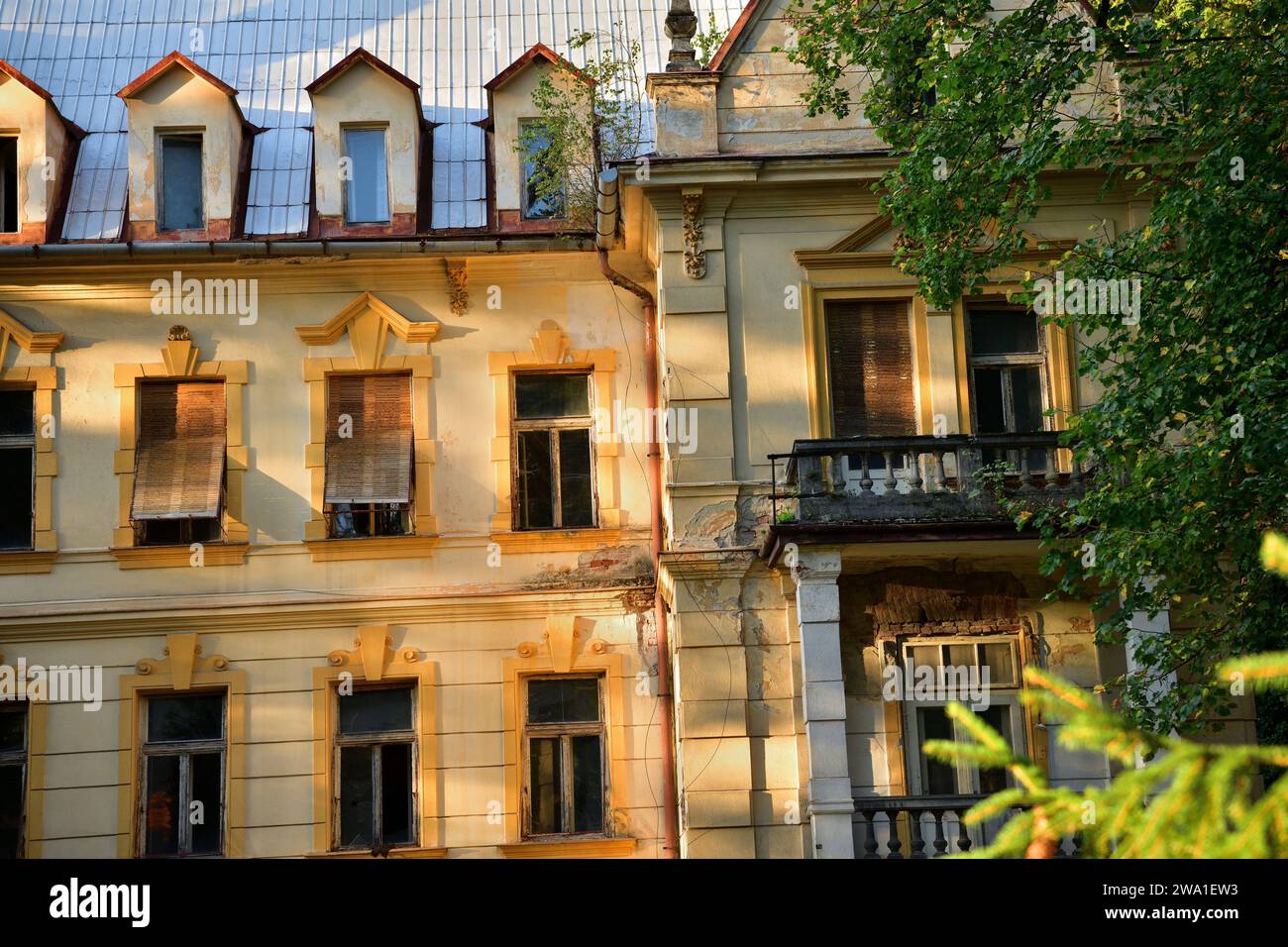 Old historic dilapidated houses without repair Stock Photo - Alamy
