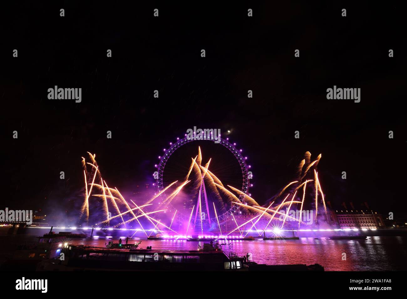 New Years firework display London 2024 at The London Eye on The River ...