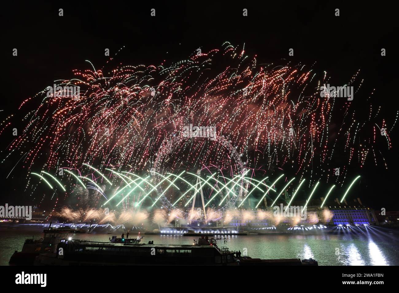 New Years firework display London 2024 at The London Eye on The River ...