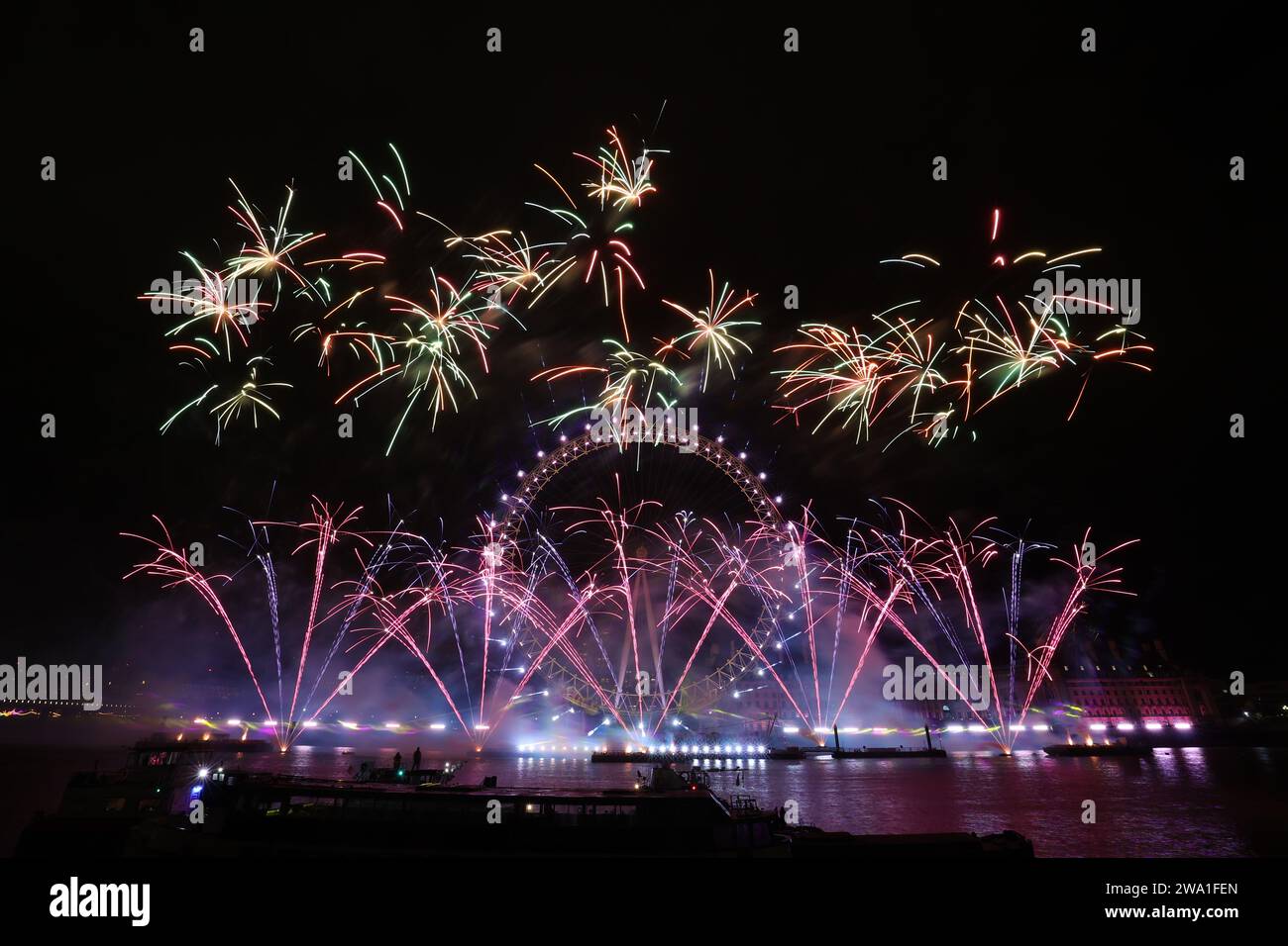New Years firework display London 2024 at The London Eye on The River ...