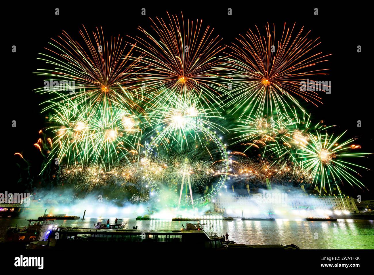 New Years firework display London 2024 at The London Eye on The River ...