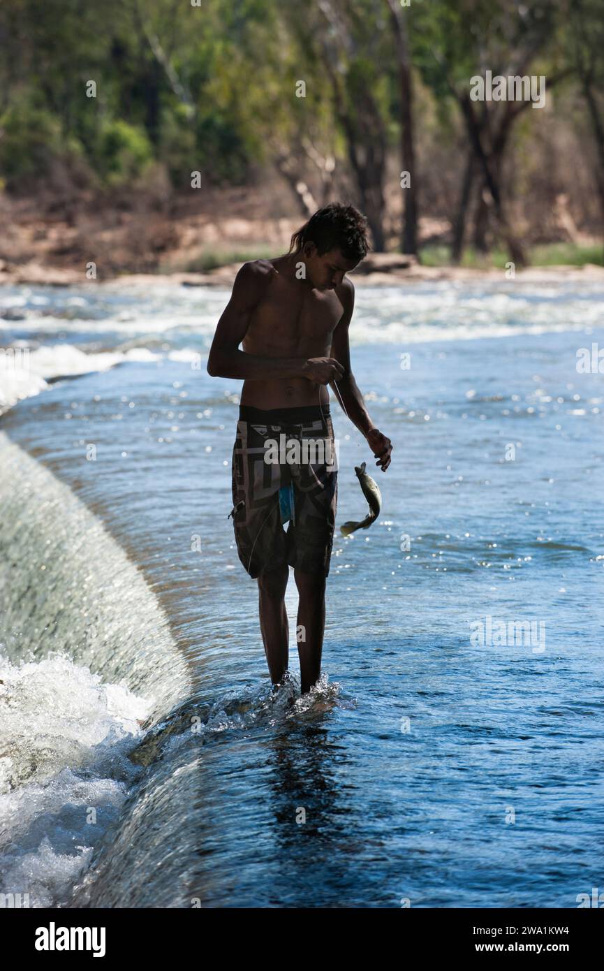 Aboriginal fishing hi-res stock photography and images - Alamy
