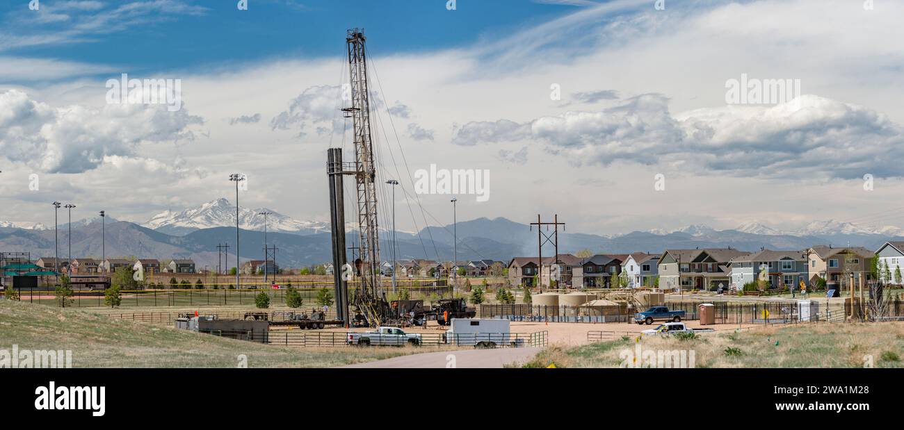 Oil and gas drilling, Erie, Colorado, USA Stock Photo - Alamy