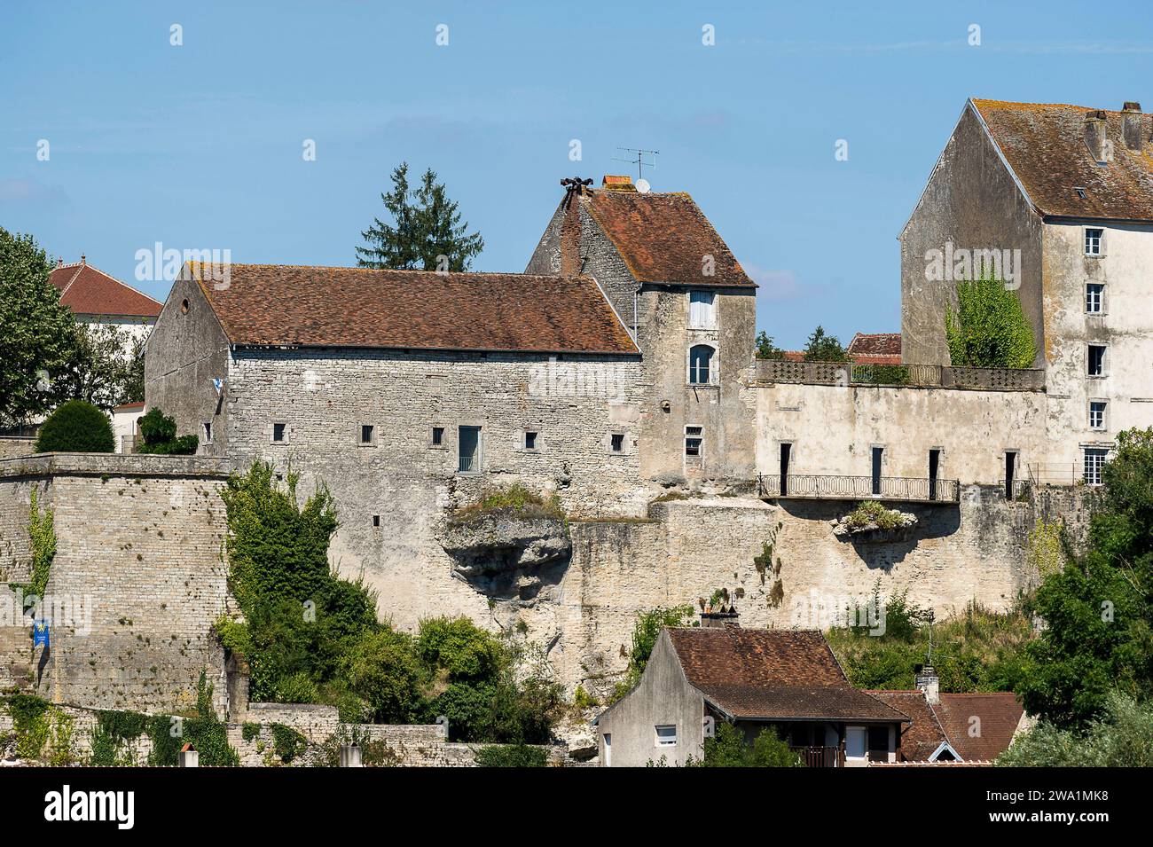 Pesmes, cite francomtoise de charme et plus beau village de France ...