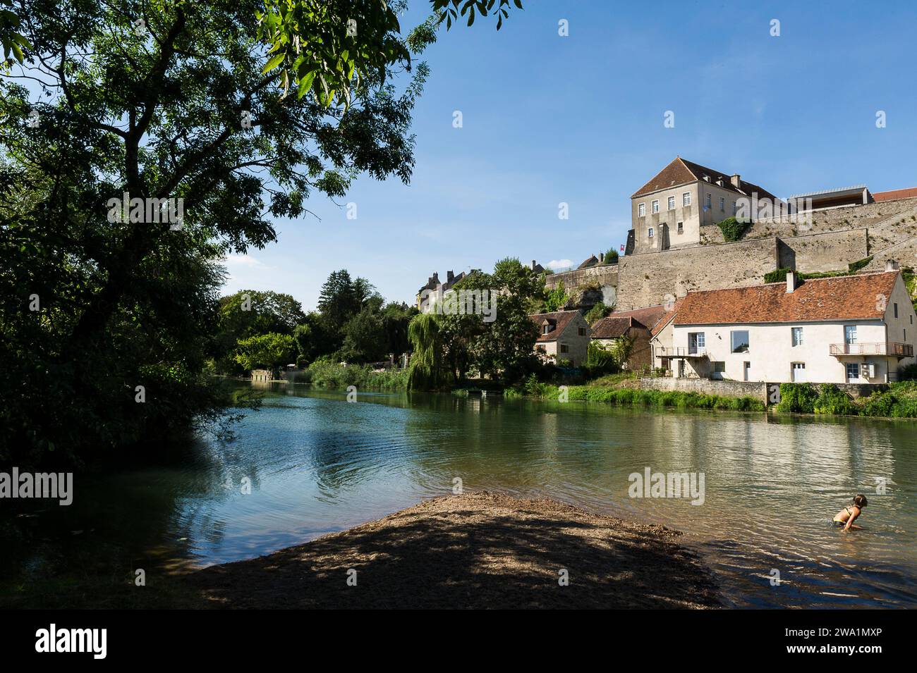 Pesmes, cite francomtoise de charme et plus beau village de France ...