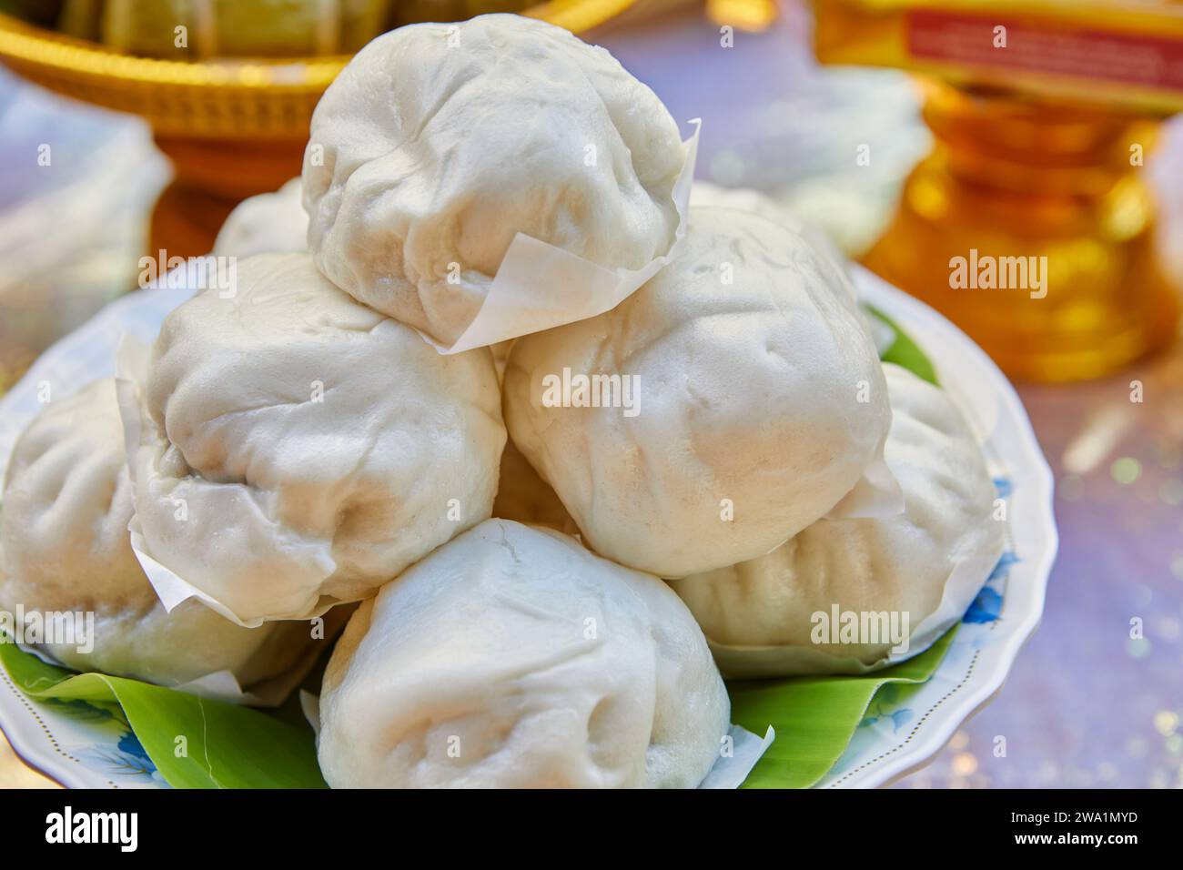 Chinese stuffed bun hi-res stock photography and images - Alamy