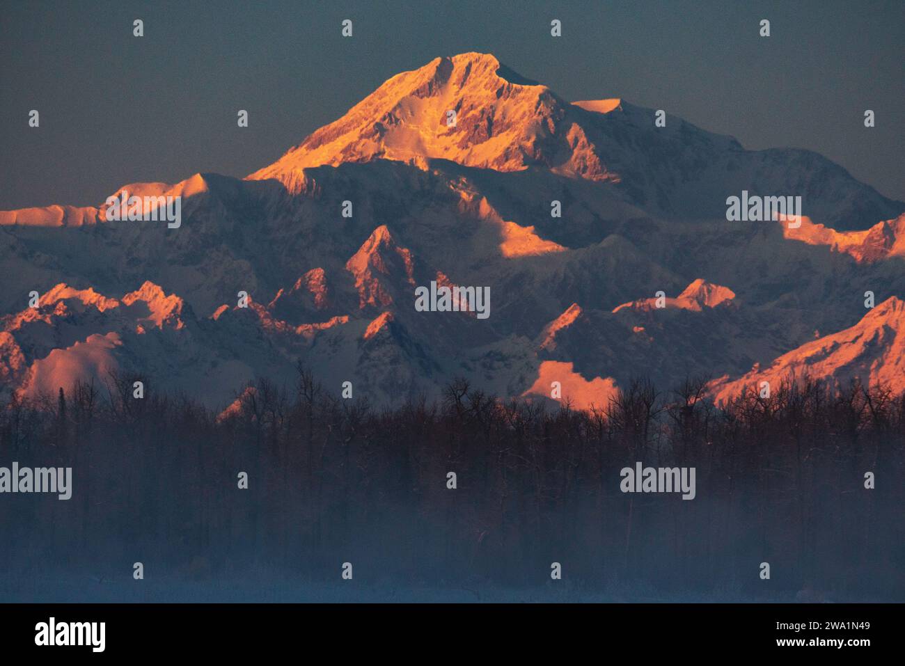 Alpenglow on peak in hi-res stock photography and images - Alamy