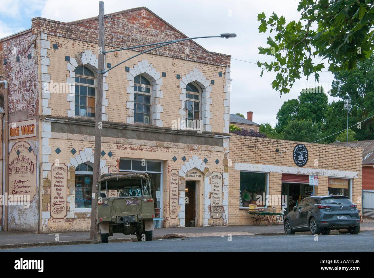 Antique dealership at Castlemaine in the Central Goldfields region of ...