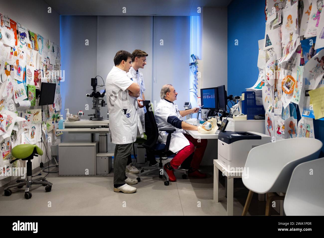 ROTTERDAM - Ophthalmologist Tjeerd de Faber at work in the Rotterdam ...