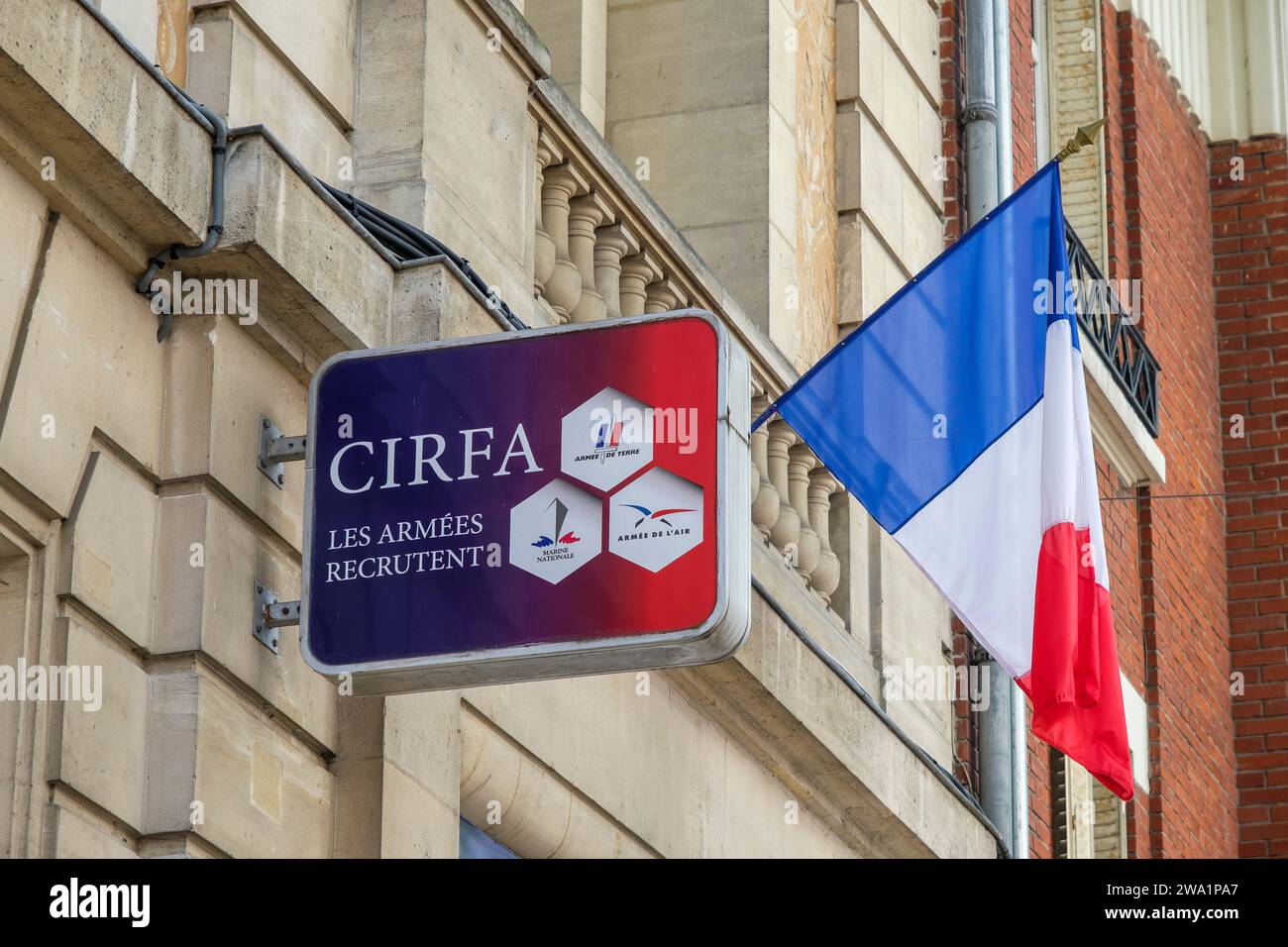 Recruitment office for the french army | Bureau de recrutement des ...