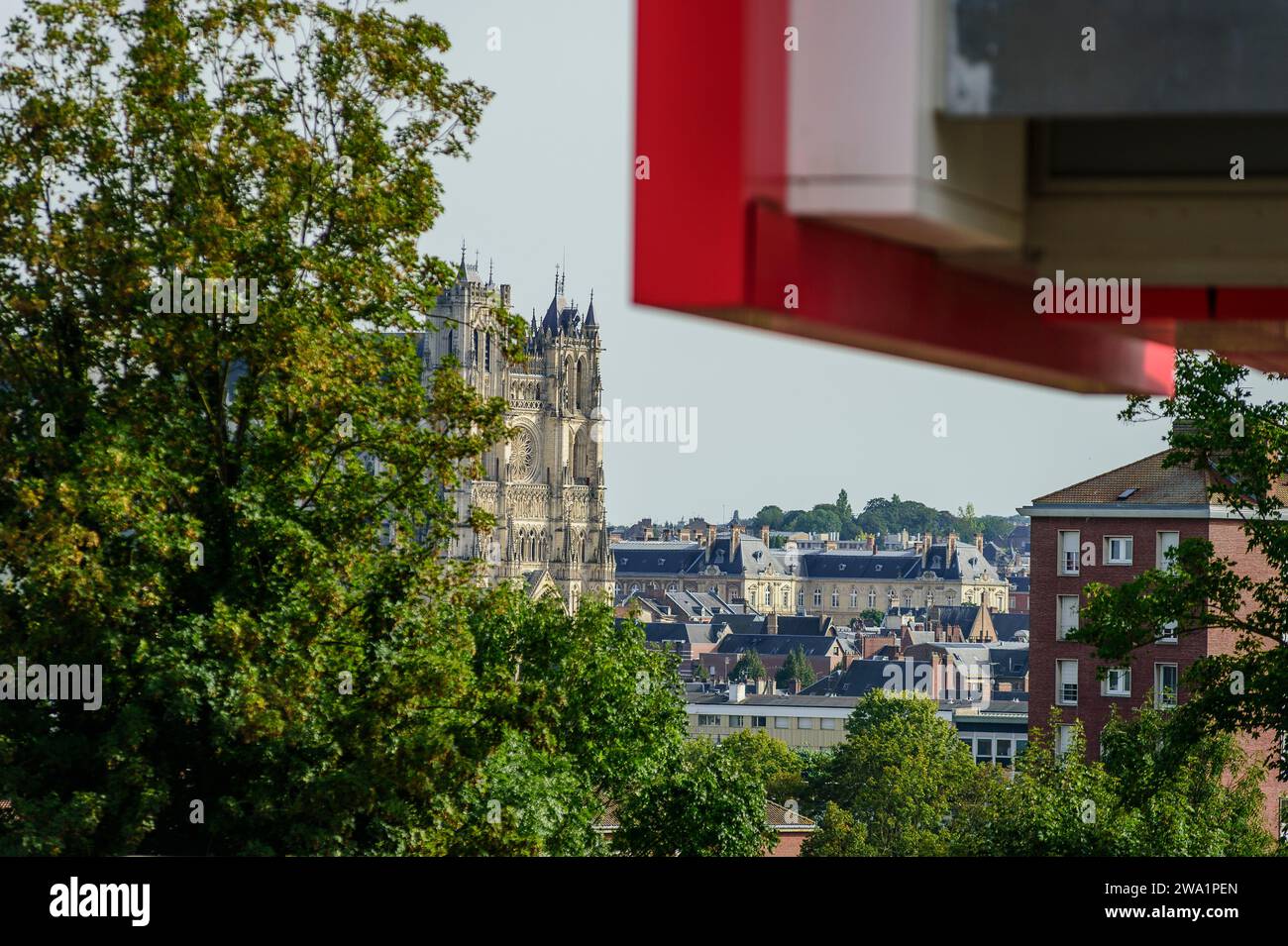 Jules Verne University buildings in Amiens | Batiments de l'universite ...
