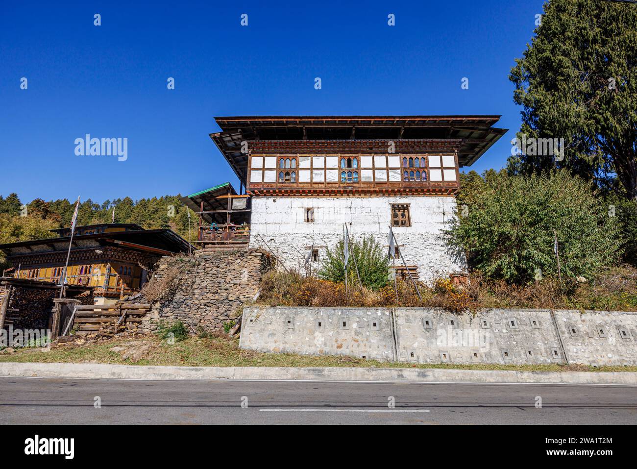 Traditional bhutanese house in bumthang hi-res stock photography and ...