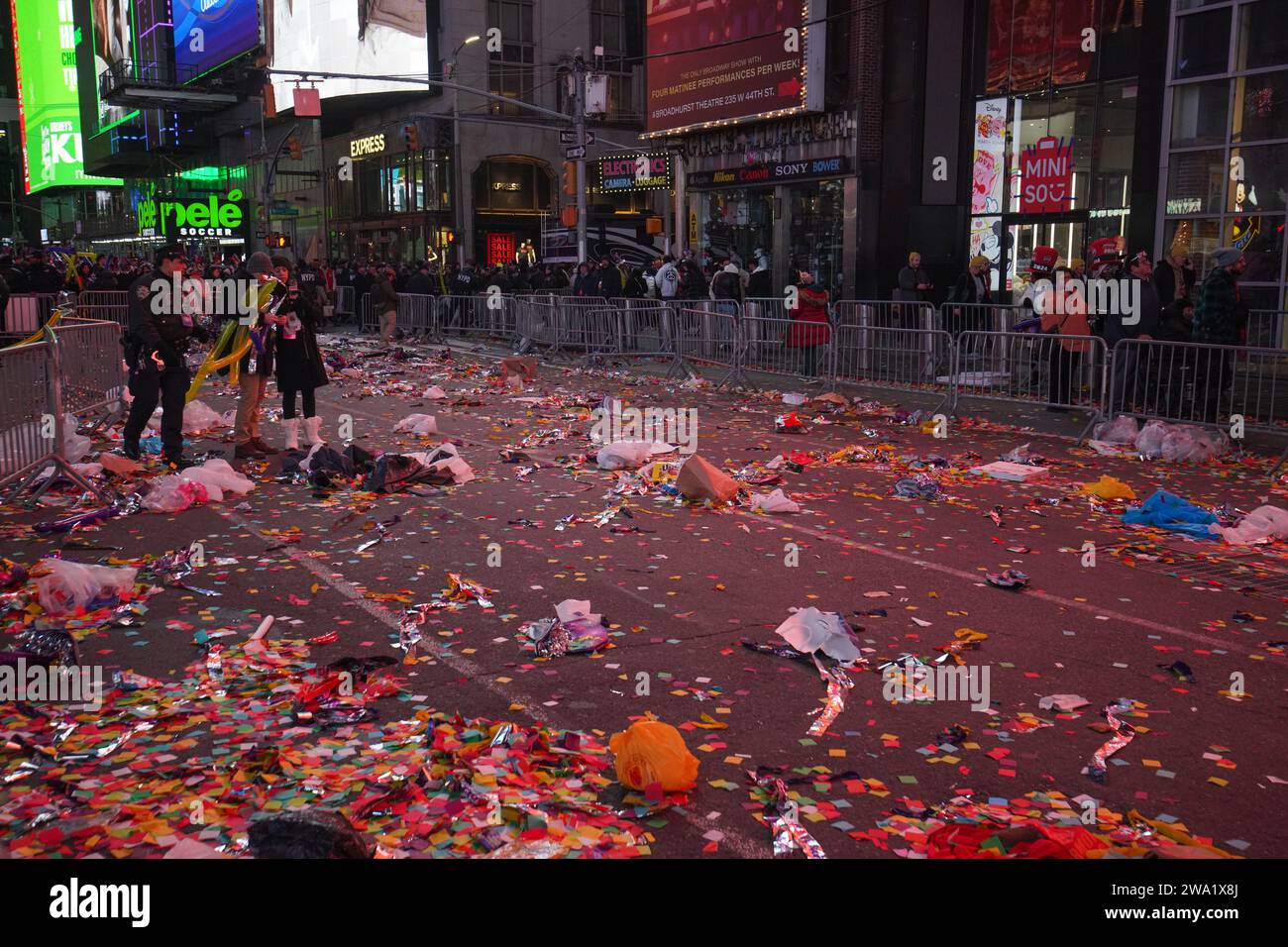 New York, United States. 01st Jan, 2024. Confetti and discarded debris ...