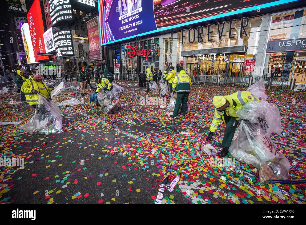 New York, United States. 01st Jan, 2024. Workers of the City of New ...