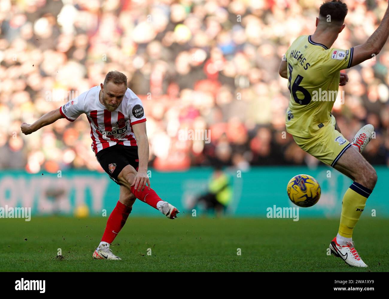 Sunderland's Alex Pritchard scores their side's first goal of the game ...
