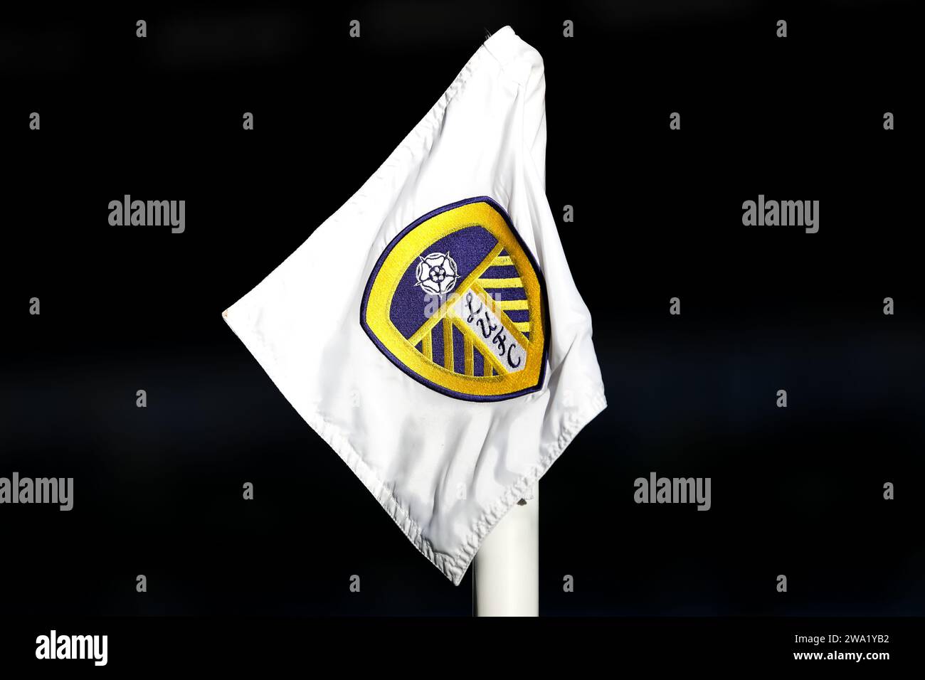 Leeds united football badge hi-res stock photography and images - Alamy