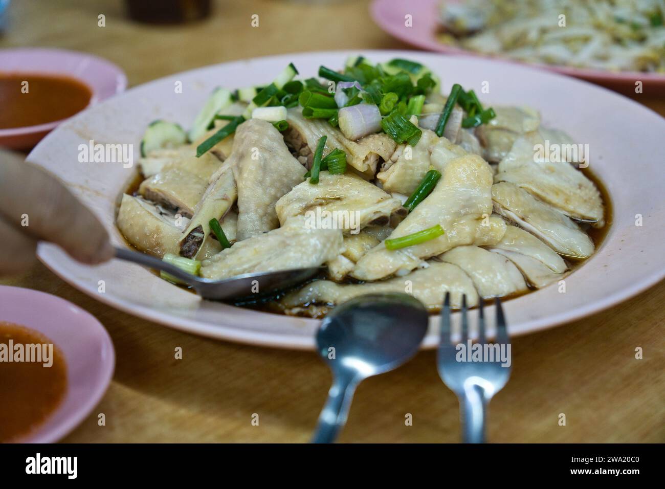 Ipoh steamed white chicken rice. Famous Malaysian chinese cuisine ...