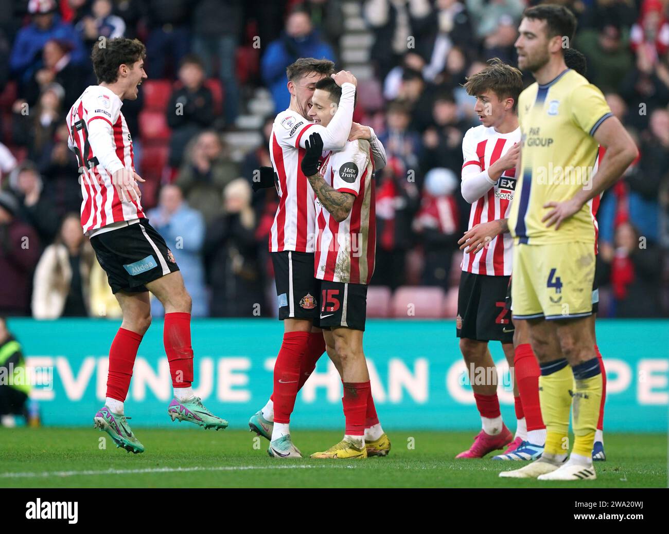 Sunderland's Nazariy Rusyn (centre right) celebrates scoring their side ...