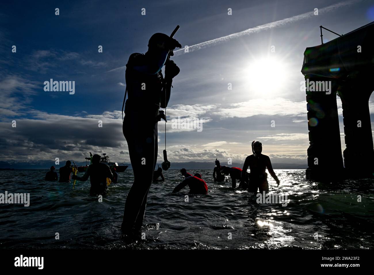Friedrichshafen, Germany. 01st Jan, 2024. Lifeguards from the German ...