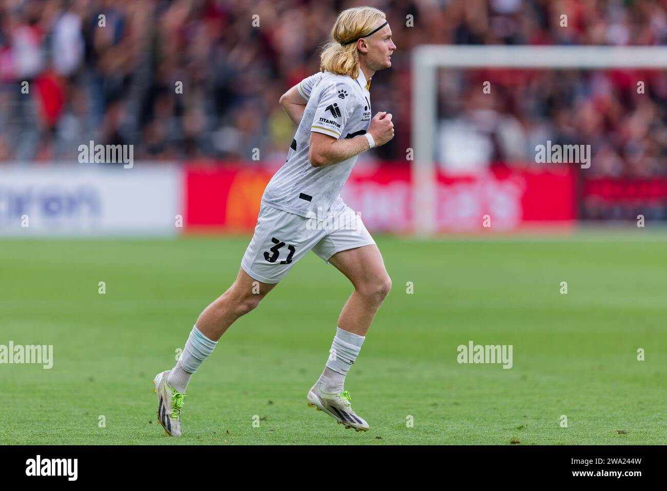 Sydney, Australia. 01st Jan, 2024. Lachlan Rose of Macarthur runs onto ...