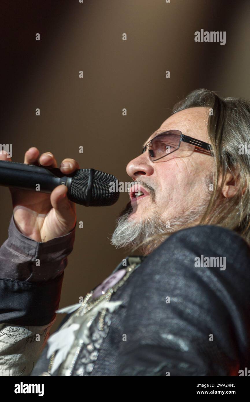 Florent Pagny en concert a Forest National | The french singerFlorent ...