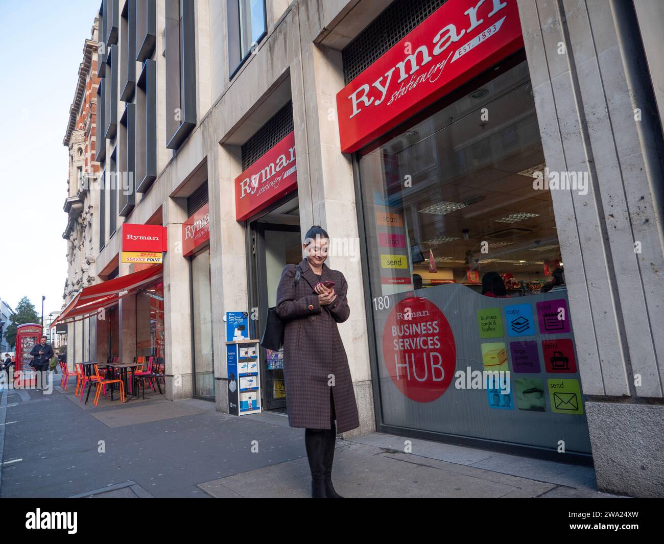 Ryman stationery shop hi-res stock photography and images - Alamy