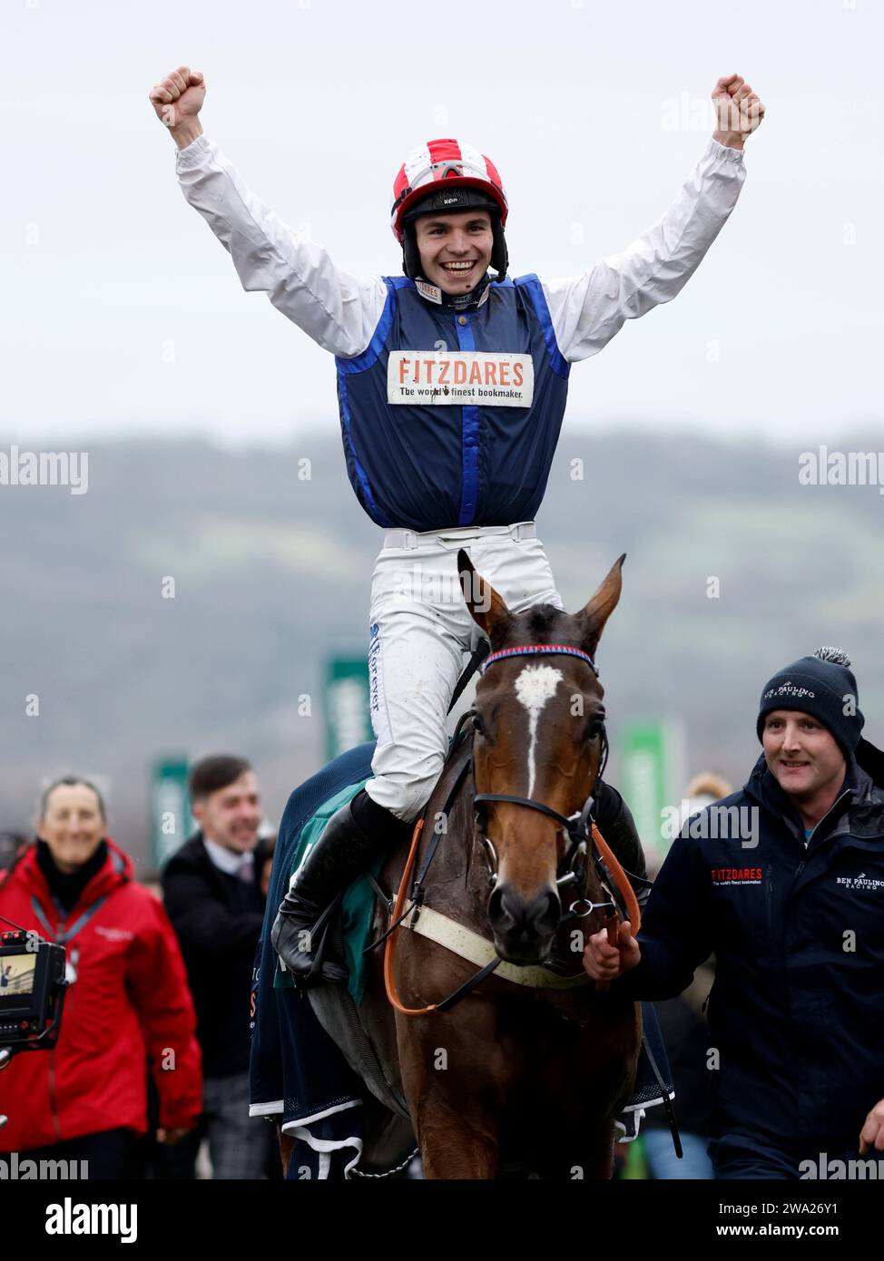 Ben Jones celebrates winning The Paddy Power New Year's Day Handicap ...