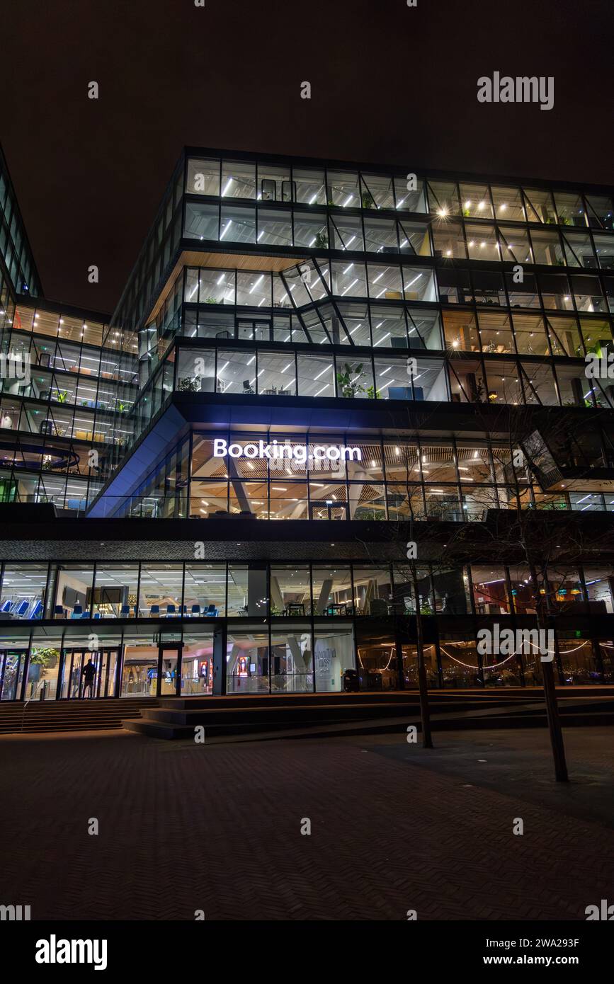 Booking com amsterdam campus hi-res stock photography and images - Alamy