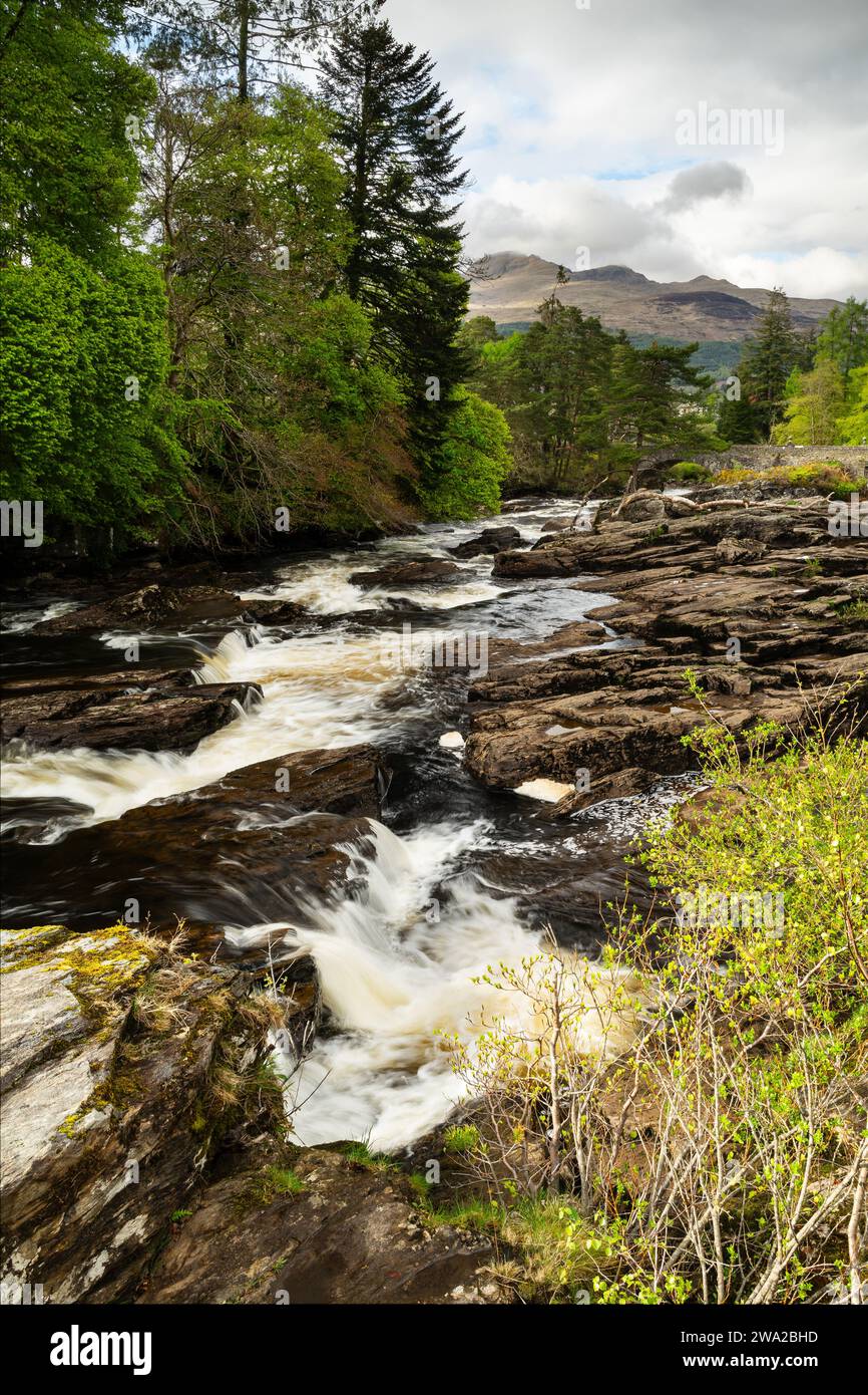 Killin bridge scotland river hi-res stock photography and images - Alamy