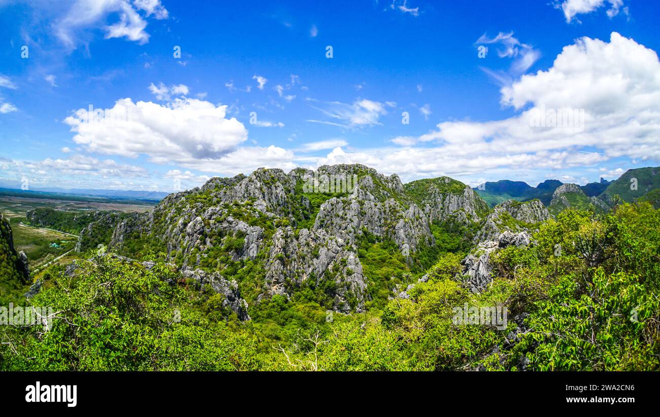 The Landscape and view from the Khao Daeng Viewpoint at Village of Khao ...