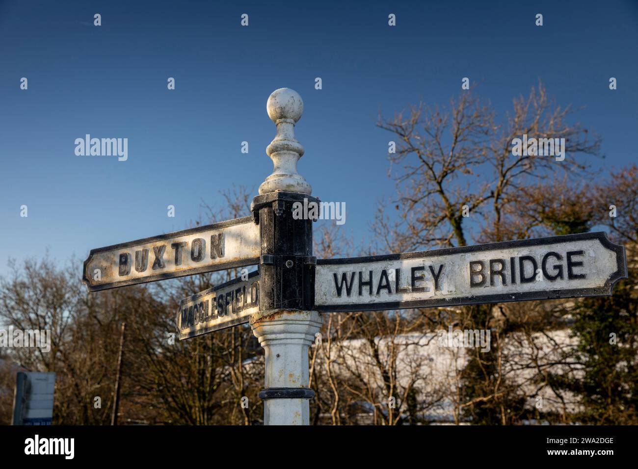 UK, England, Cheshire, Rainow, winter, road sign to Macclesfield ...