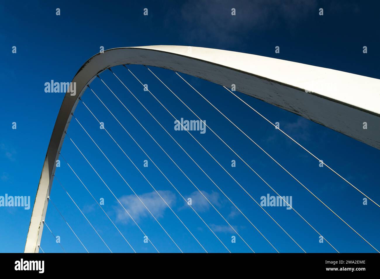 Gateshead Millennium Bridge - River Tyne Quayside, England, UK Stock ...