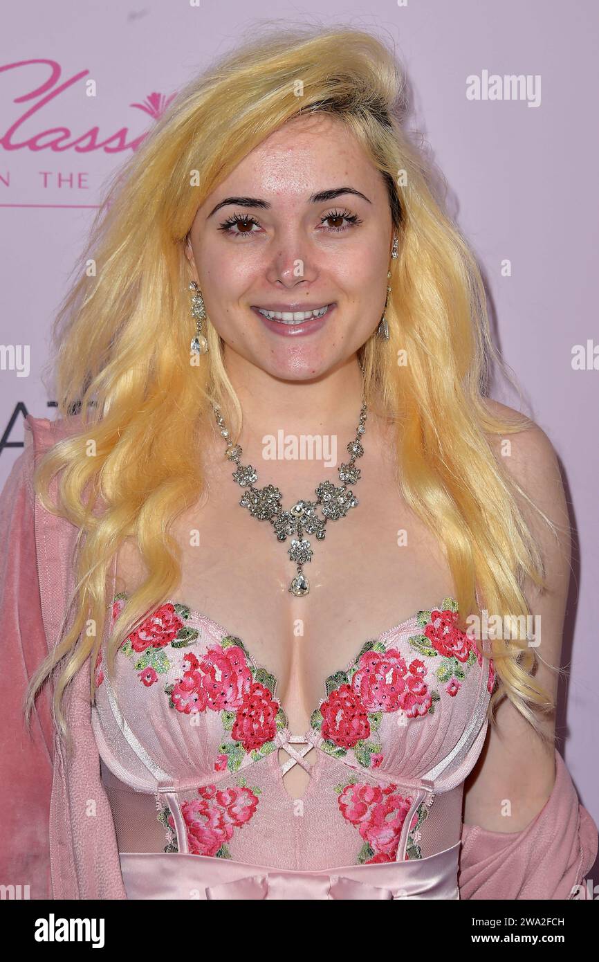 Sandra Popa bei der Creators Inc. NYE 2024 Celebration im Restaurant The Classic Cat. West ...