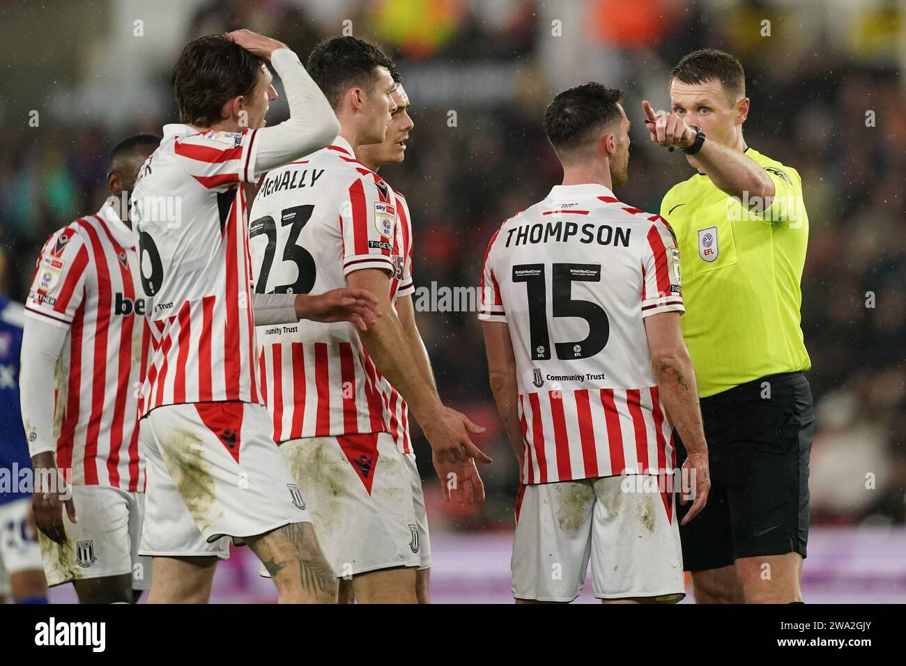 Referee Thomas Bramall sends off Stoke City's Jordan Thompson (second ...