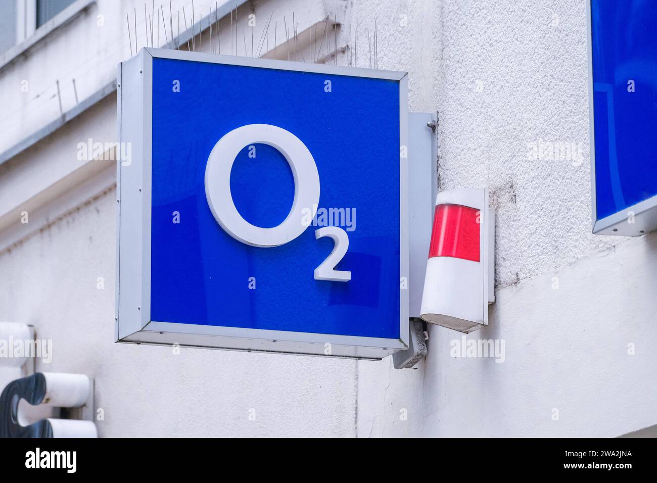 Düsseldorf 01.01.2024 o2 Telefonica Mobilfunkshop Mobilfunkprovider DSL ...