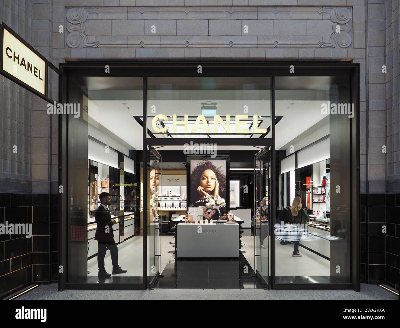 LONDON, UK - JUNE 07, 2023: Chanel Storefront Stock Photo - Alamy